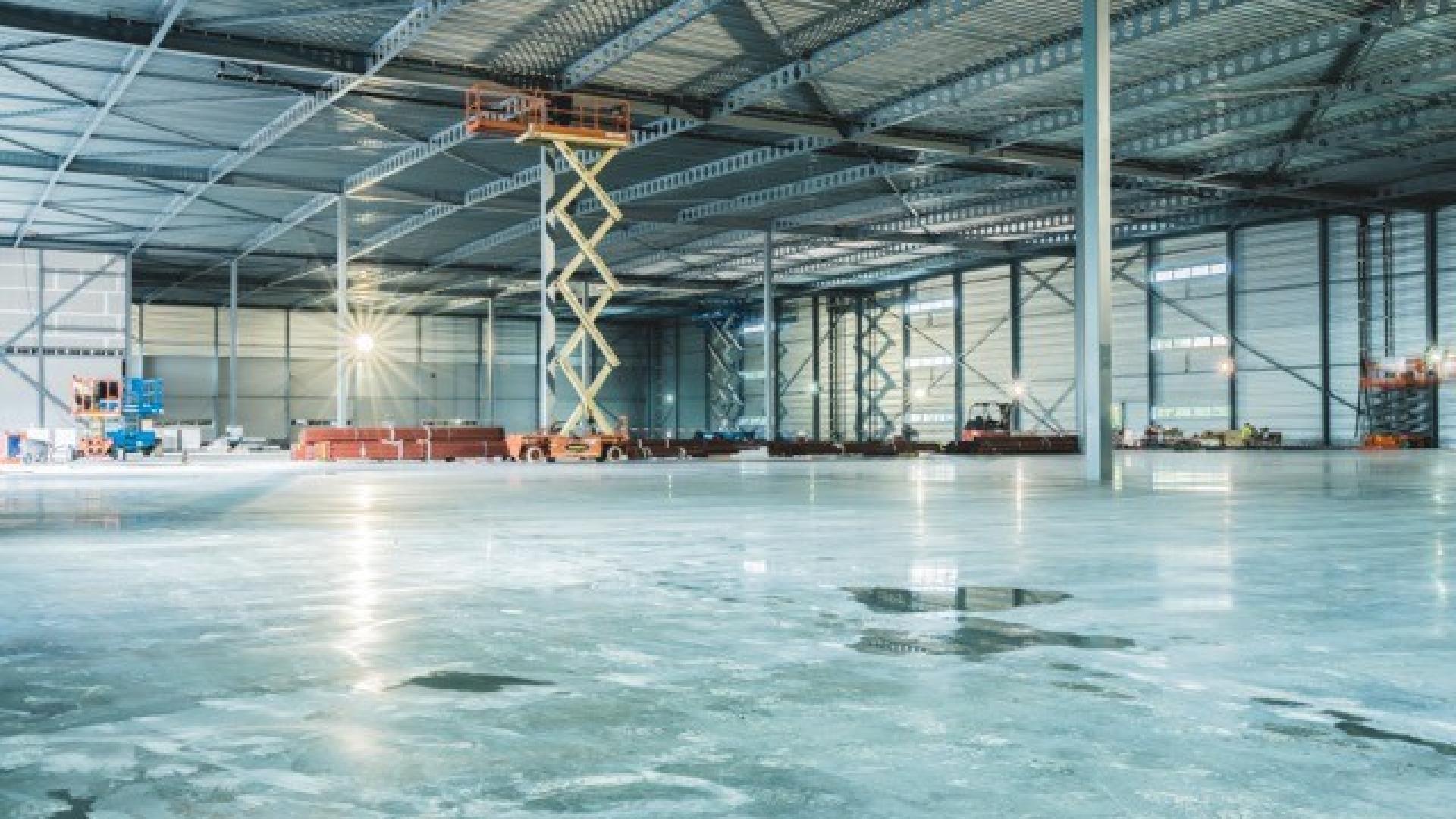 Inther installiert neues Multichannel-DC für Varova Fashion