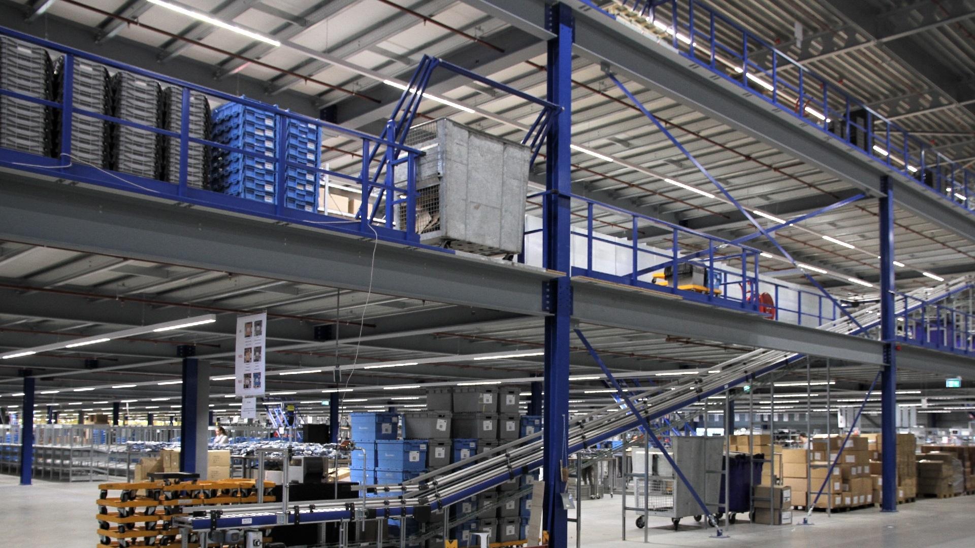 Inther realisiert neues Distributionszentrum Varova Fashion